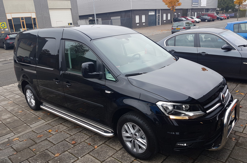Volkswagen Caddy 2015 - 2020 L1 sidebars buis 60 mm met rvs trede